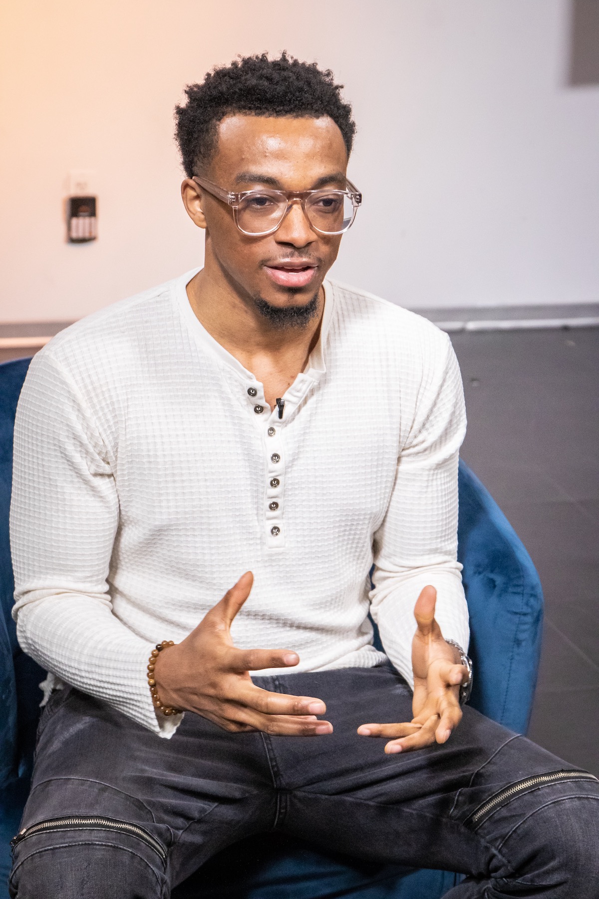 PHOTOS: 21 Sides Of Jonathan McReynolds - MyPraise 102.5, Atlanta ...