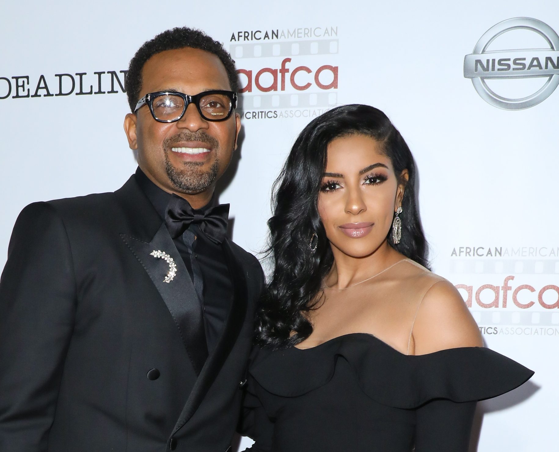 Mike Epps Weds Kyra Robinson In Star-Studded Ceremony [PHOTOS & VIDEO ...